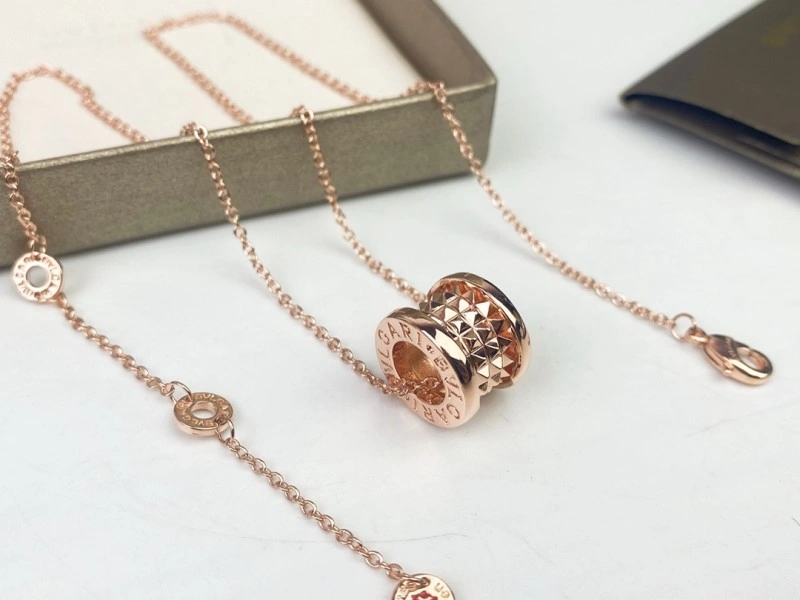Cut-rate Bvlgari Necklaces