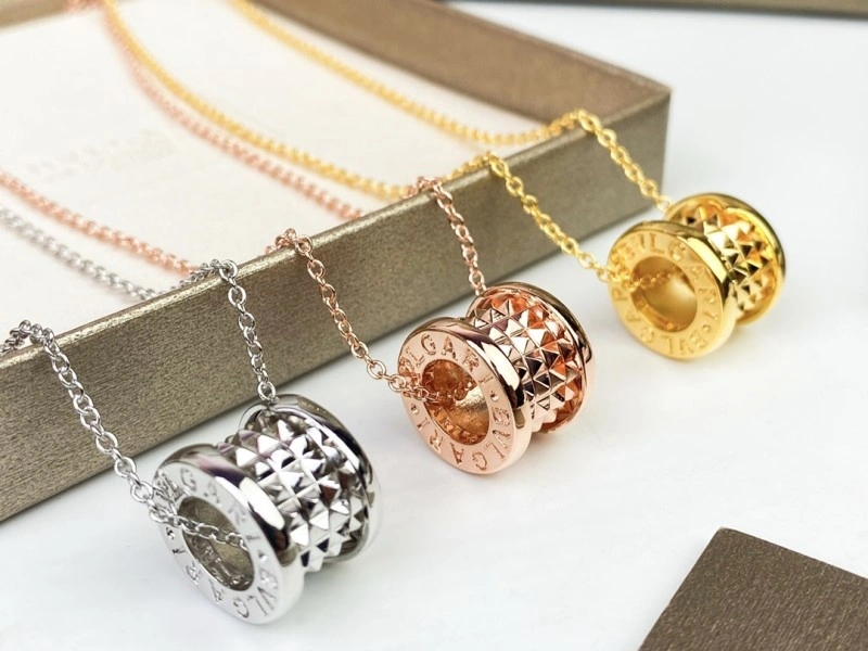 Cut-rate Bvlgari Necklaces