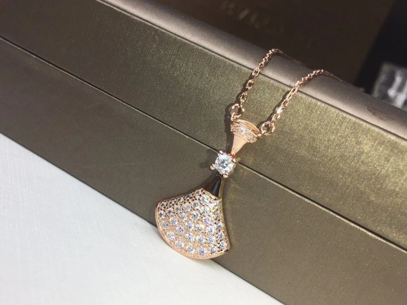 Economical Bvlgari Necklaces