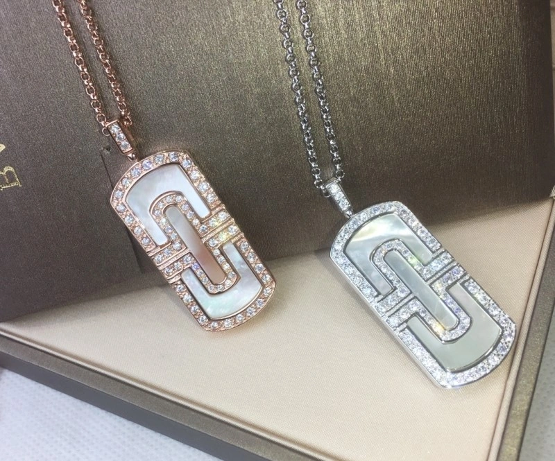 Original Bvlgari Necklaces