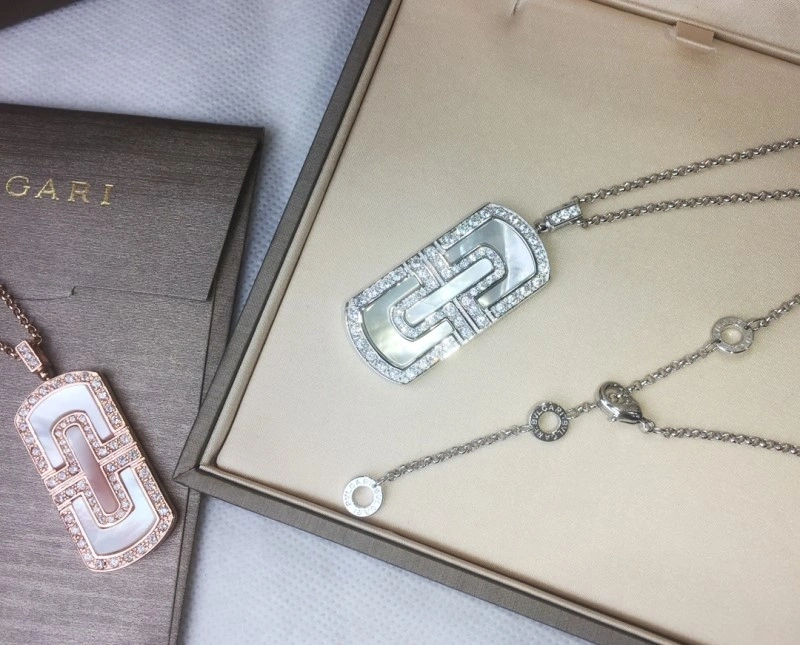 Original Bvlgari Necklaces