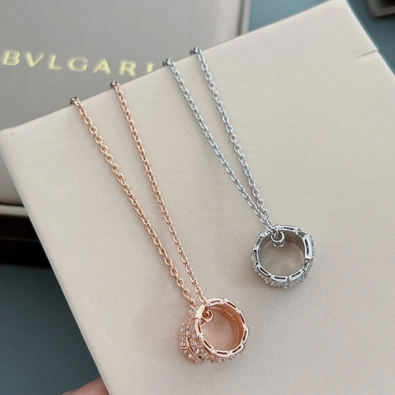 Top mirror Bvlgari Necklaces