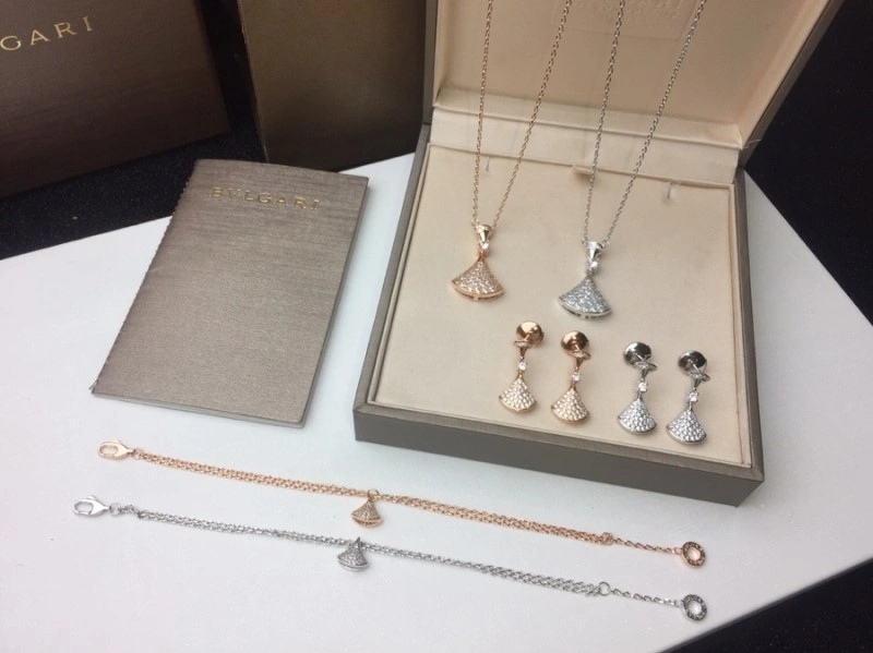Bvlgari Necklaces