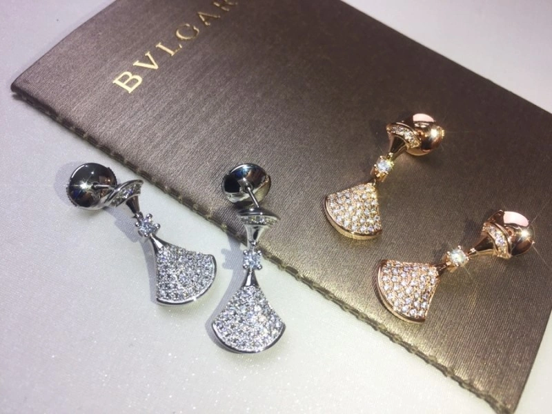 Precise copy Bvlgari Necklaces