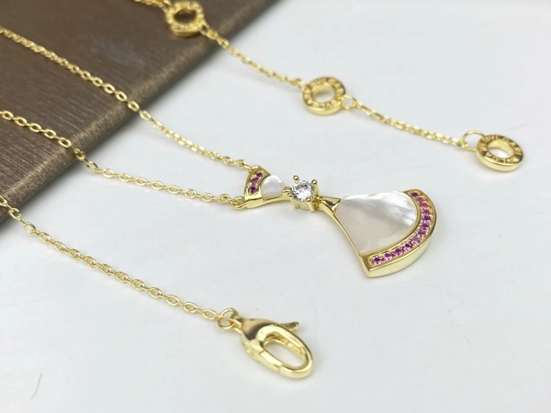 Cut-rate Bvlgari Necklaces