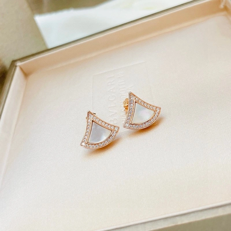 Value-priced Bvlgari Necklaces