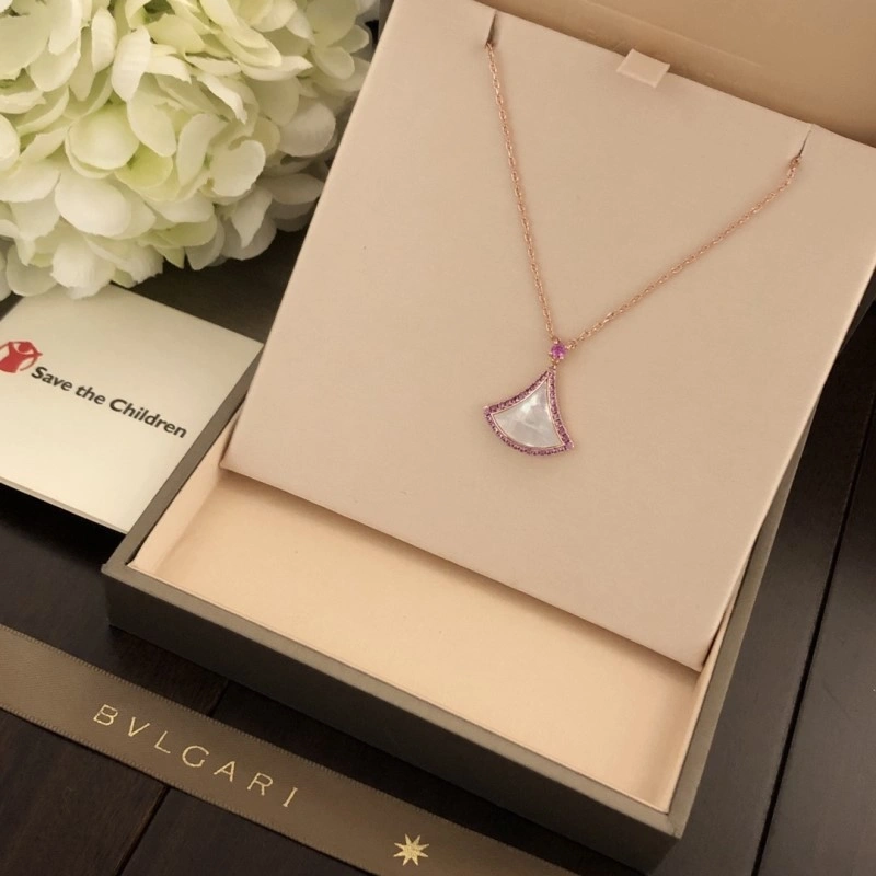 Economical Bvlgari Necklaces
