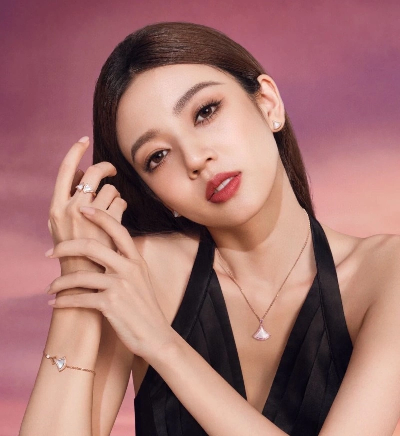 Economical Bvlgari Necklaces