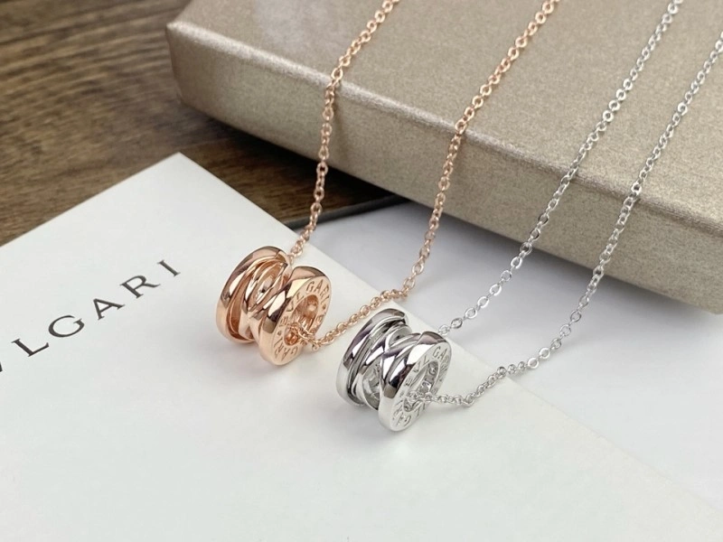 Top mirror Bvlgari Necklaces