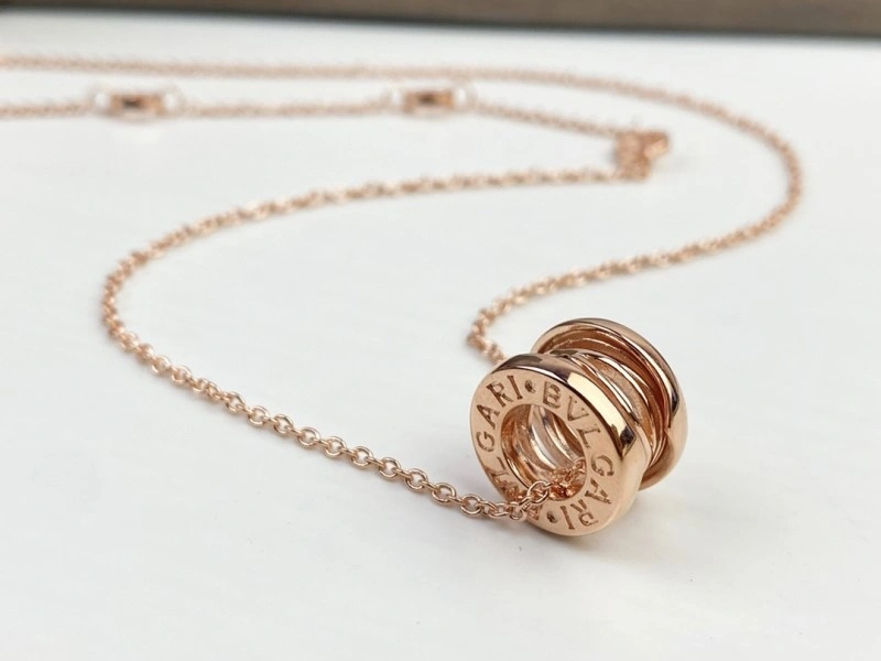 Top mirror Bvlgari Necklaces