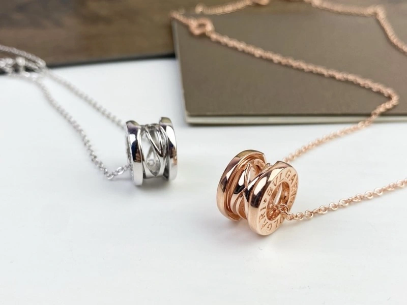 Top mirror Bvlgari Necklaces
