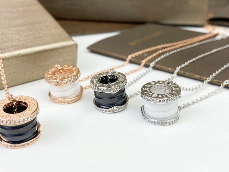 Cut-rate Bvlgari Necklaces
