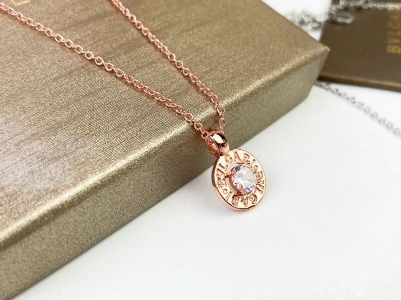 Top mirror Bvlgari Necklaces