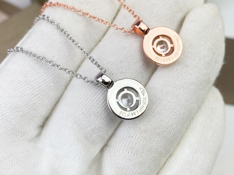 Top mirror Bvlgari Necklaces
