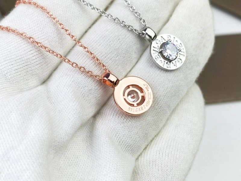 Top mirror Bvlgari Necklaces