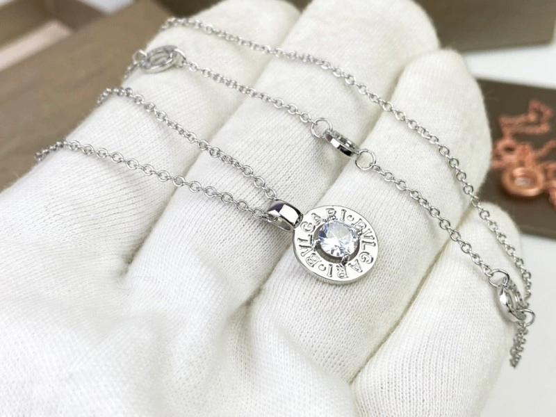 Top mirror Bvlgari Necklaces