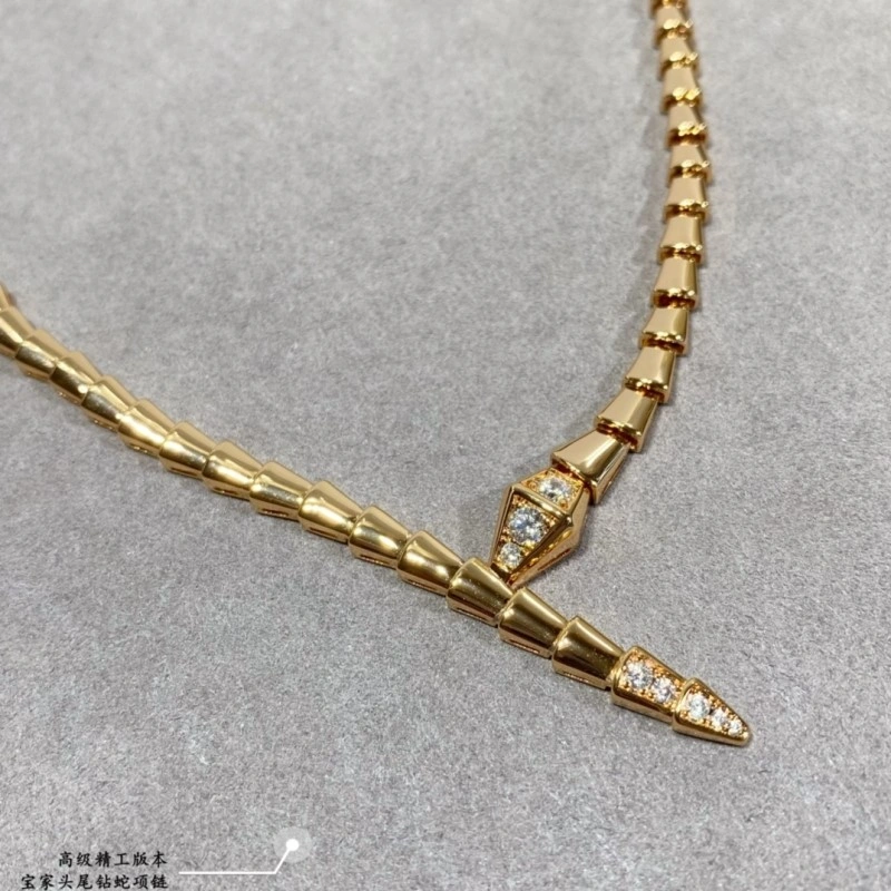 Discounted Bvlgari Necklaces