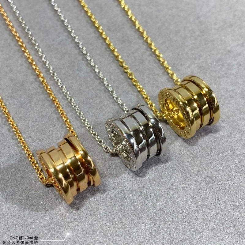 Top mirror Bvlgari Necklaces