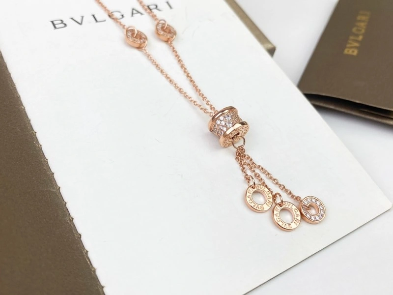 Precise copy Bvlgari Necklaces