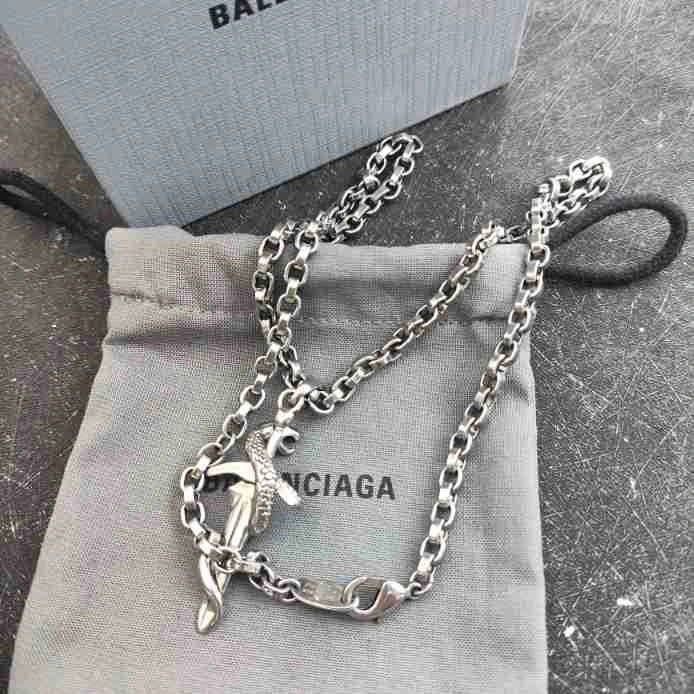 Brand-authenticated Bvlgari Necklaces