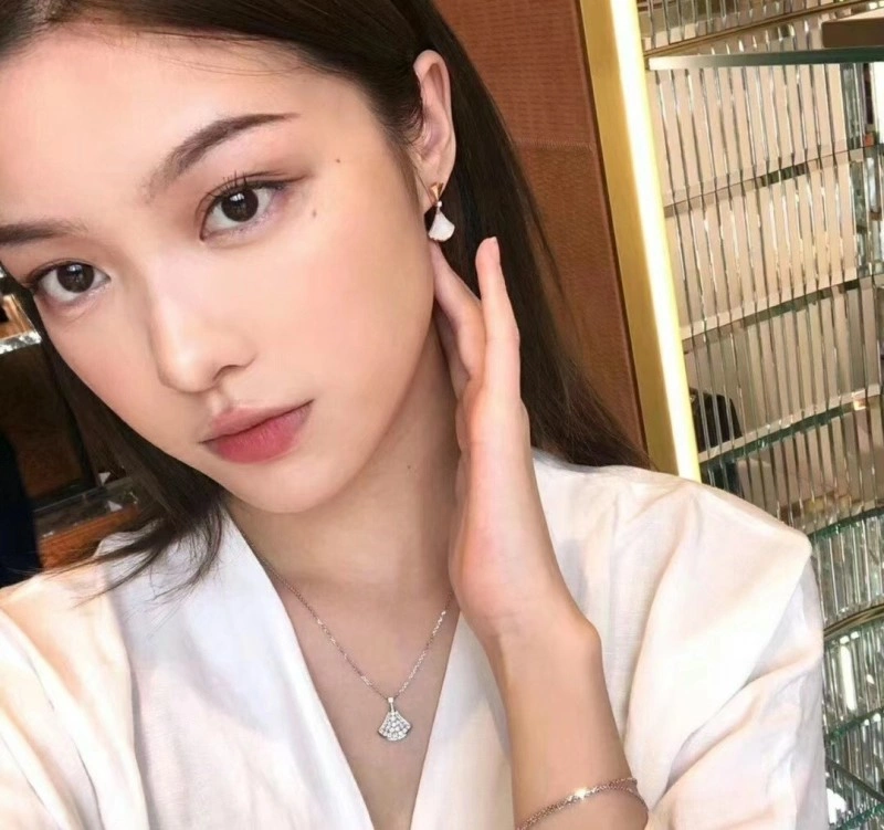 Brand-original Bvlgari Necklaces