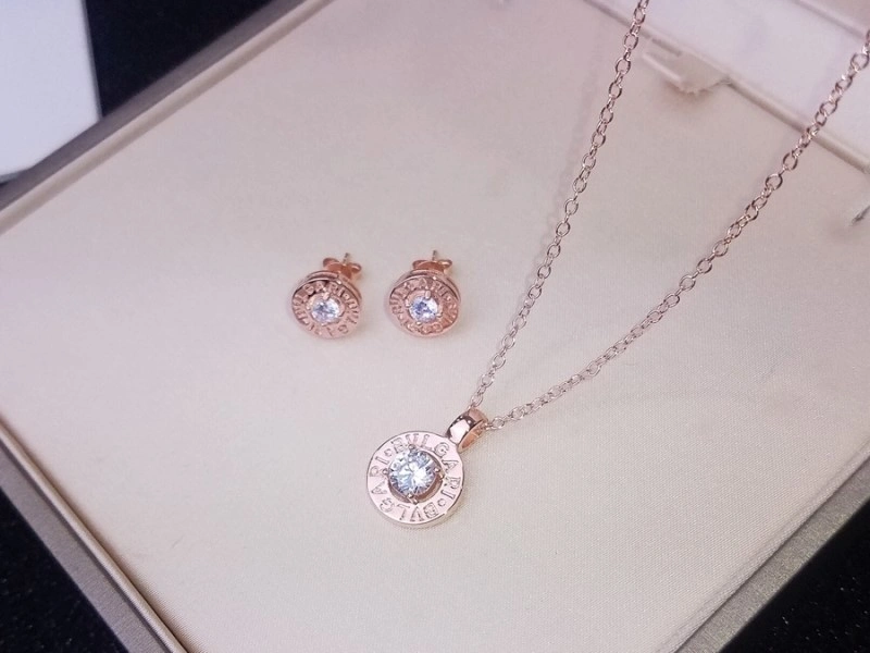 OEM Bvlgari Necklaces