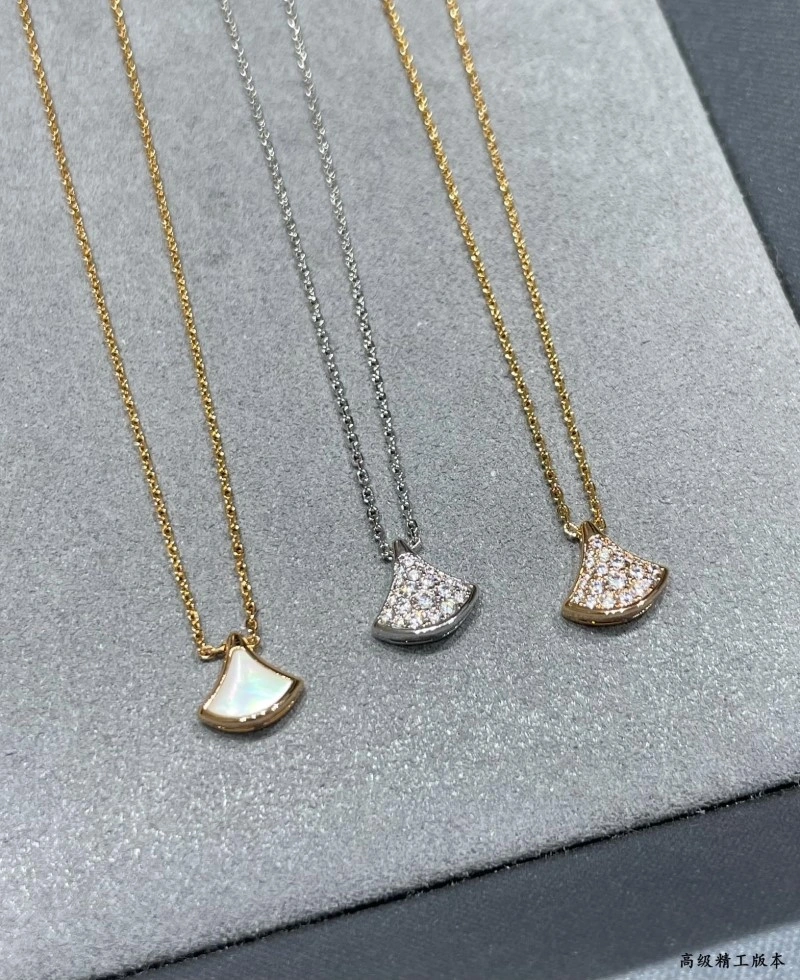Original Bvlgari Necklaces