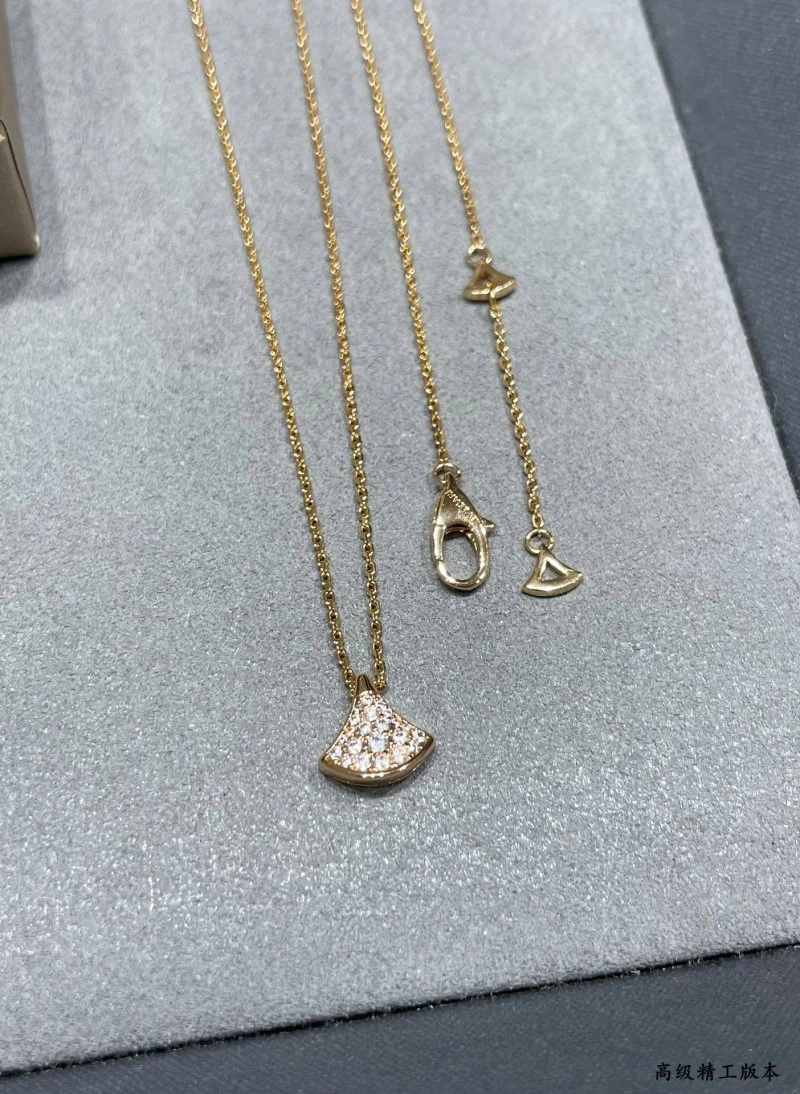 Original Bvlgari Necklaces