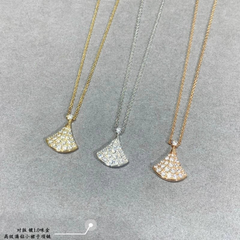 Cut-rate Bvlgari Necklaces