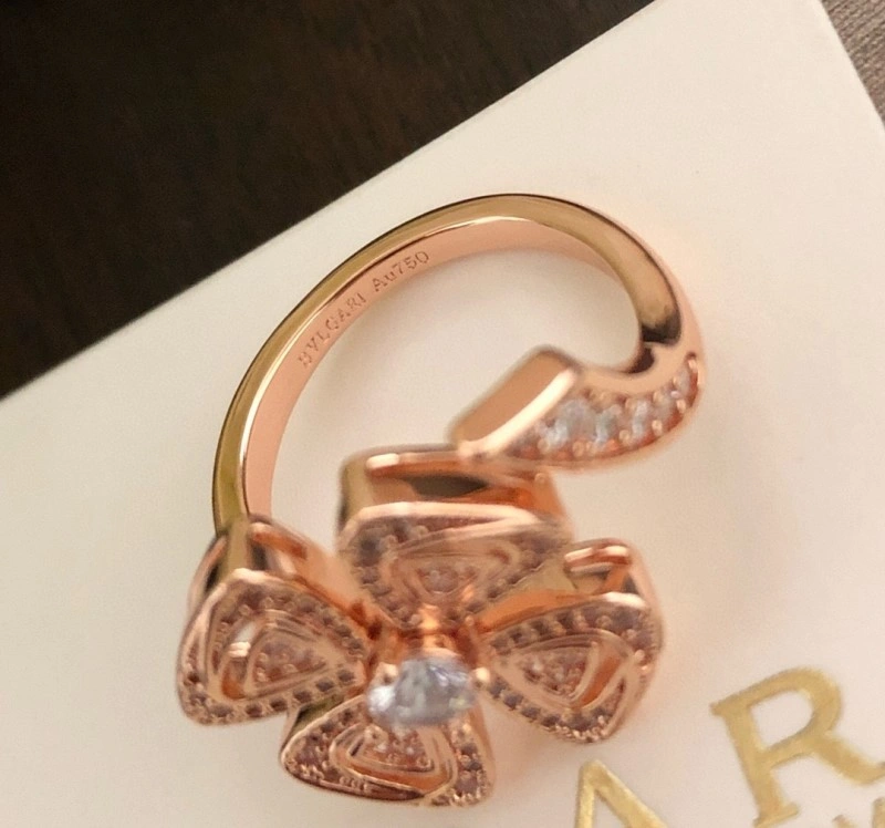 Discounted Bvlgari Necklaces