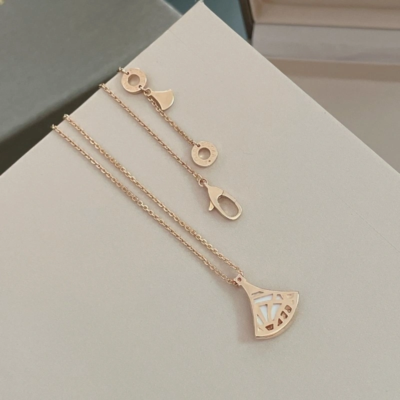Precise copy Bvlgari Necklaces