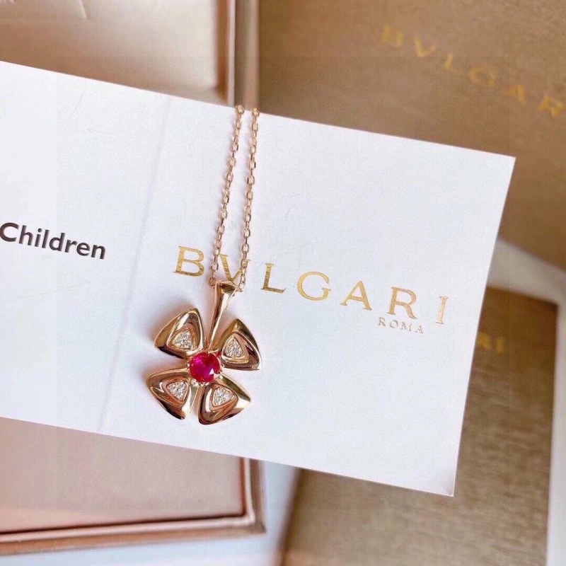 Budget-friendly Bvlgari Necklaces