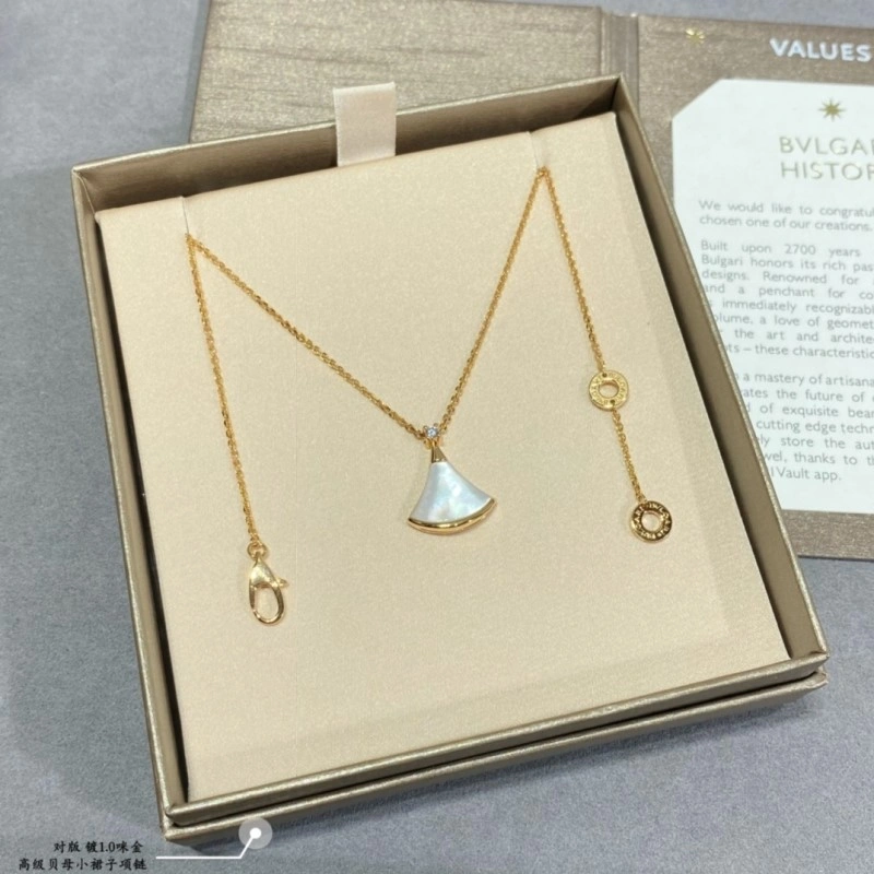 Precise copy Bvlgari Necklaces