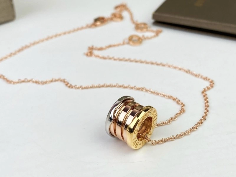 Brand-authenticated Bvlgari Necklaces