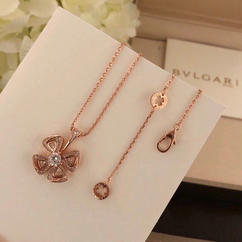 Brand-authenticated Bvlgari Necklaces