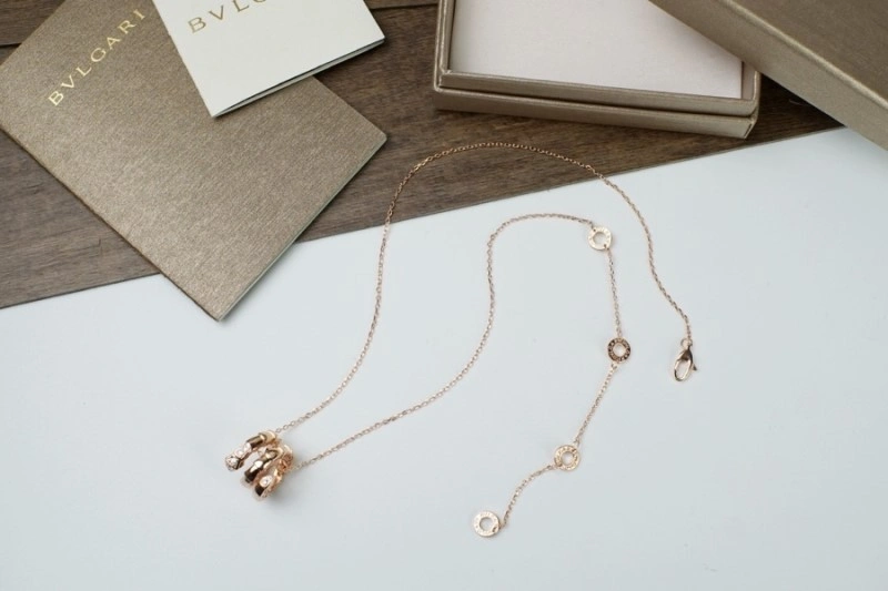 Real Bvlgari Necklaces
