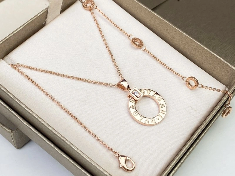 Top mirror Bvlgari Necklaces