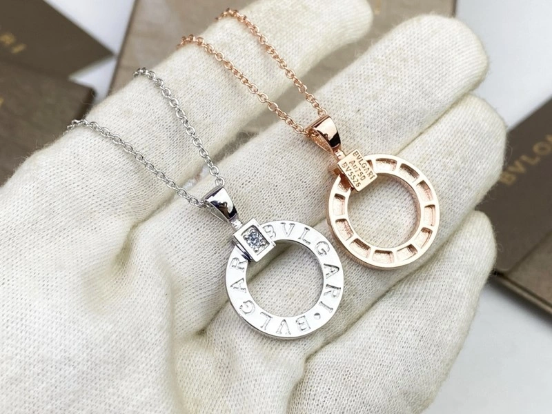 Top mirror Bvlgari Necklaces
