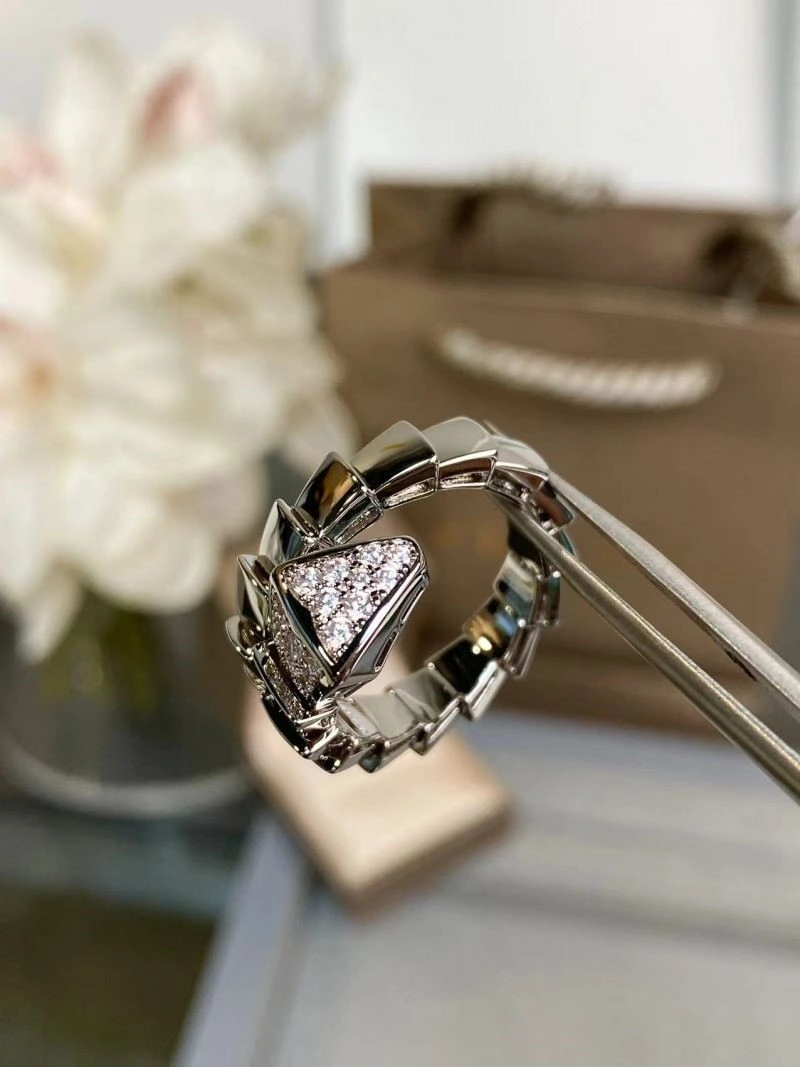 Top mirror Bvlgari Rings