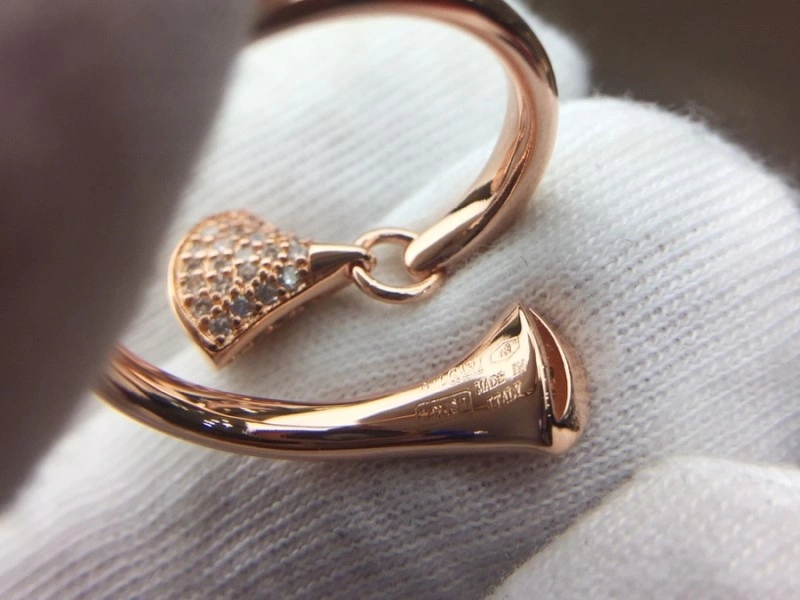 Low-cost Bvlgari Rings