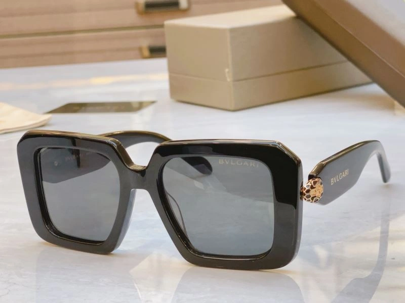 Exact replica Bvlgari Sunglasses