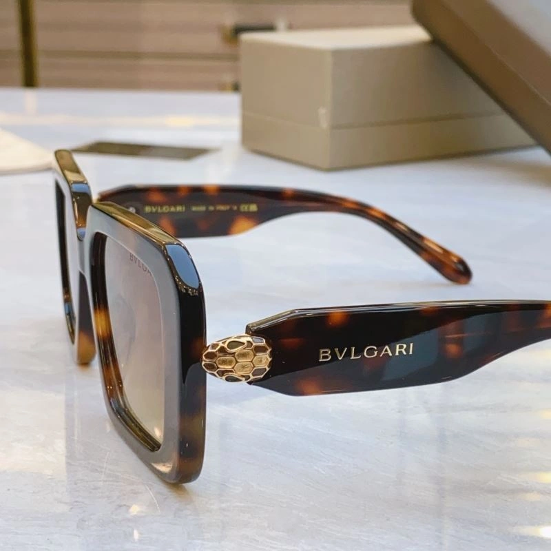 Exact replica Bvlgari Sunglasses
