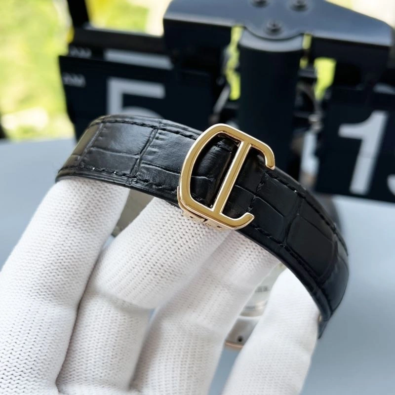 Indistinguishable CARTIER Watches
