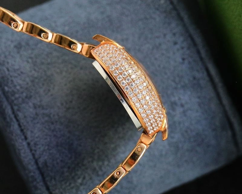 Indistinguishable CARTIER Watches