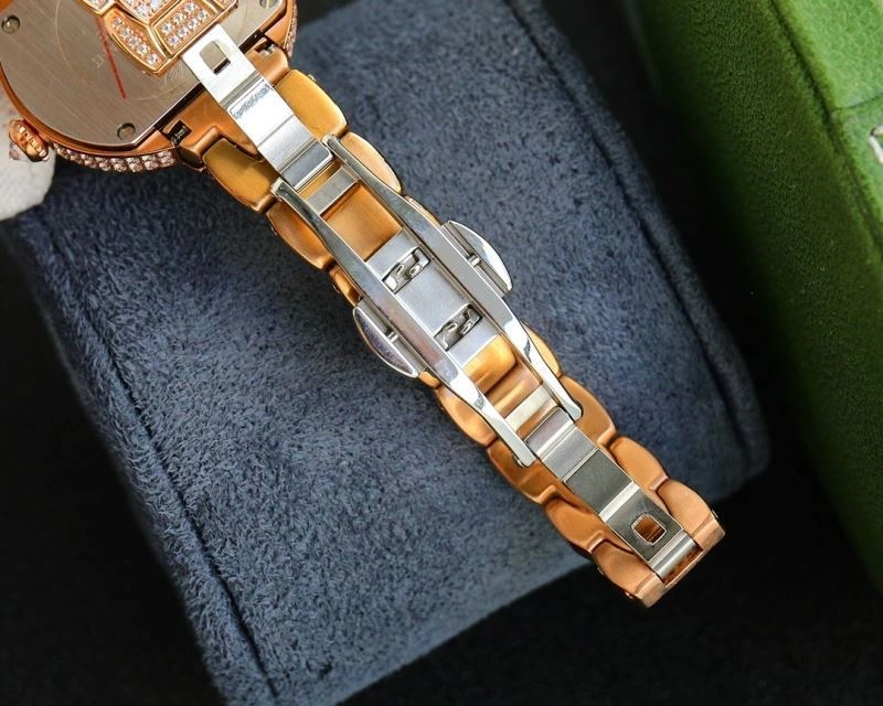 Indistinguishable CARTIER Watches