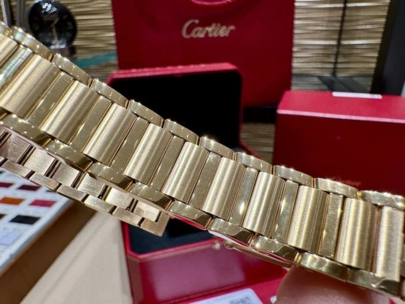 Top mirror CARTIER Watches