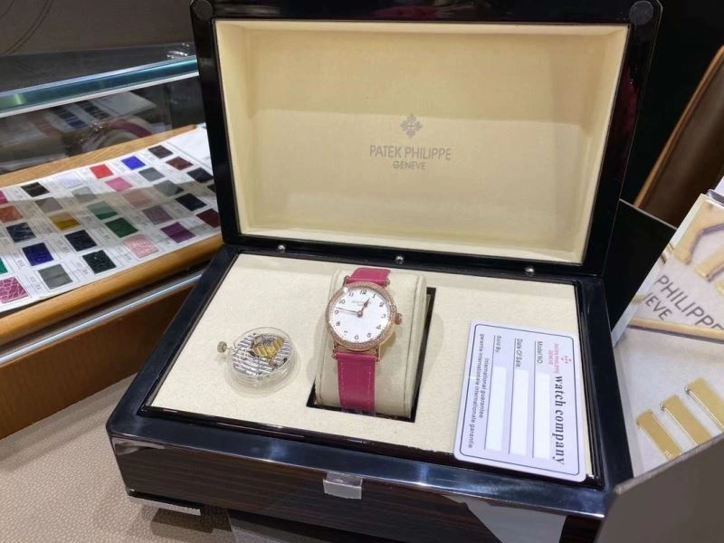 CARTIER Watches