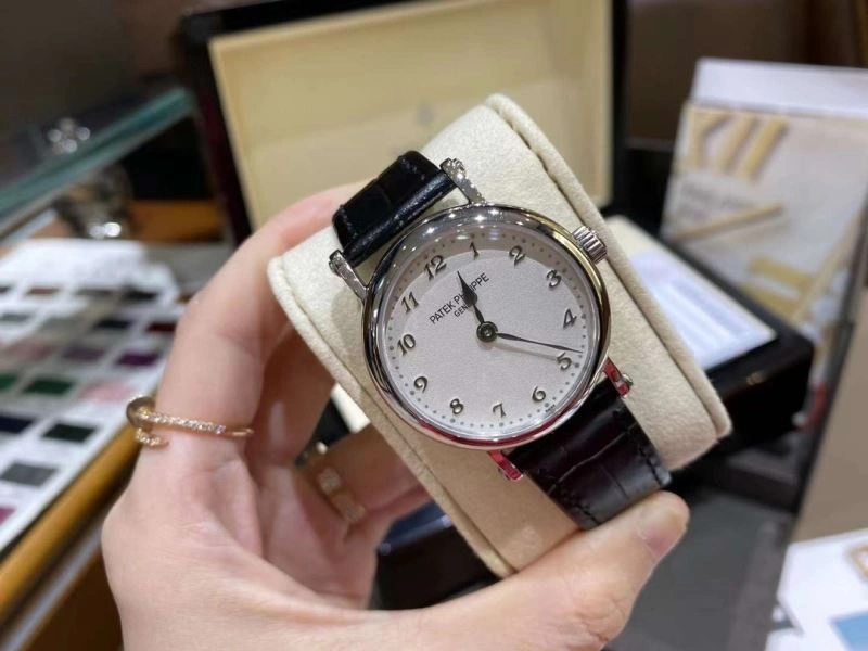 Official CARTIER Watches