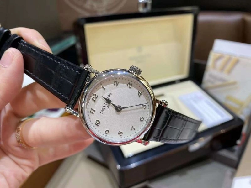 Official CARTIER Watches