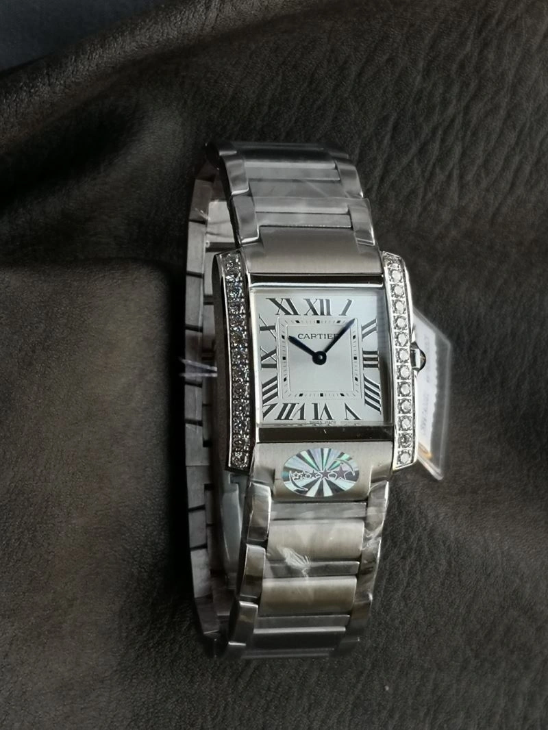 Cut-rate CARTIER Watches